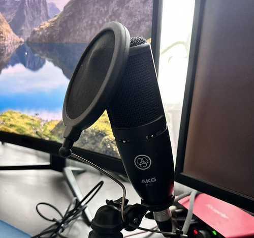 Студийный микрофон akg p120