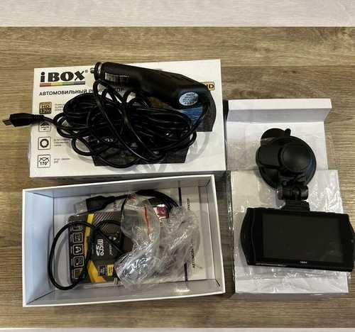 Автомобильный видеорегистратор ibox z-970