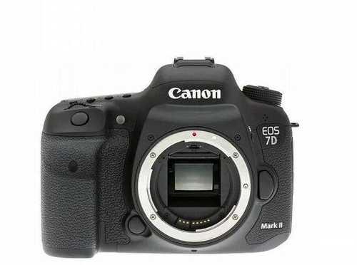 Зеркальный фотоаппарат Canon EOS 7D Mark II