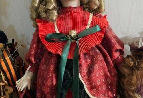 Кукла фарфоровая,коллекционная