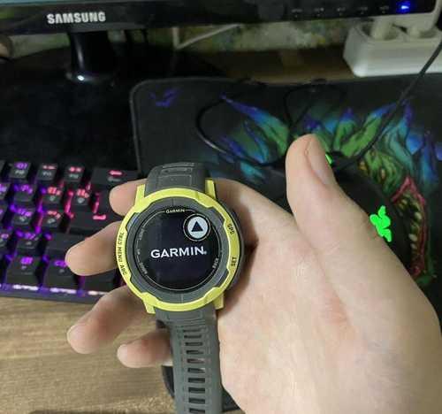 Часы garmin instinct 2