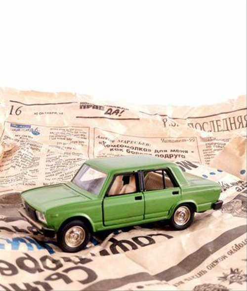 Модель 1:43 СССР ваз (LADA) - 2105