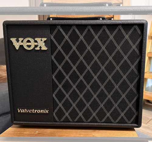 Комбоусилитель vox vt20x