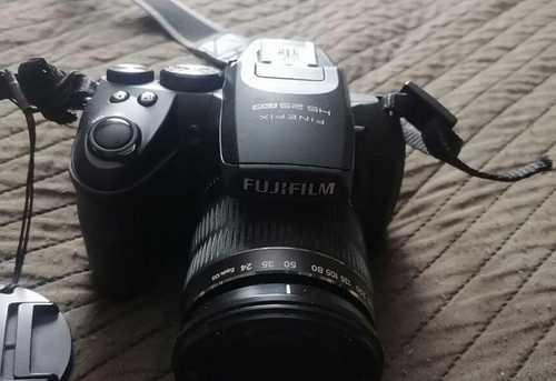 Компактный фотоаппарат fujifilm HS 25exr