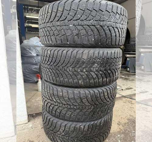 Kumho WinterCraft WP71 255/40 R19 100T