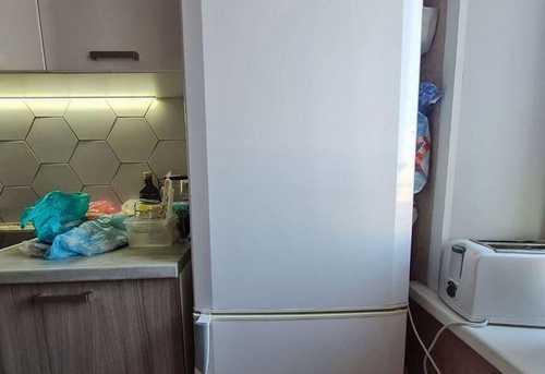 Холодильник Beko 2х камерный 18560