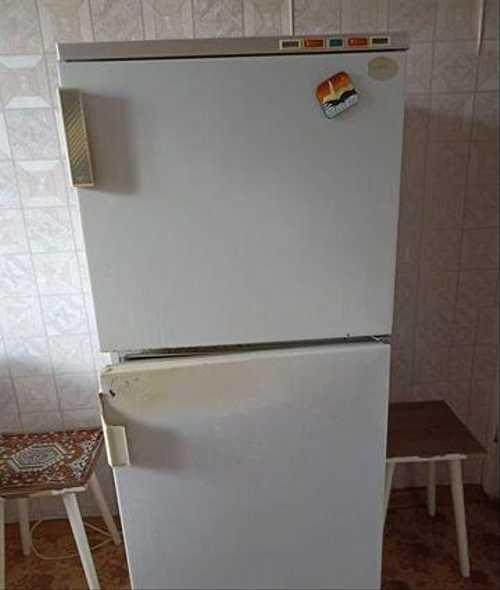 Холодильник Минск двухкамерный бу