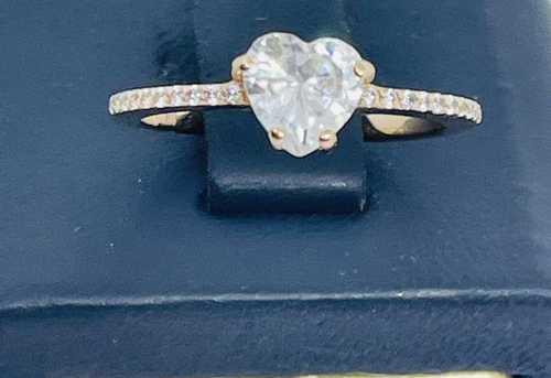Золотое кольцо Фианит 585
