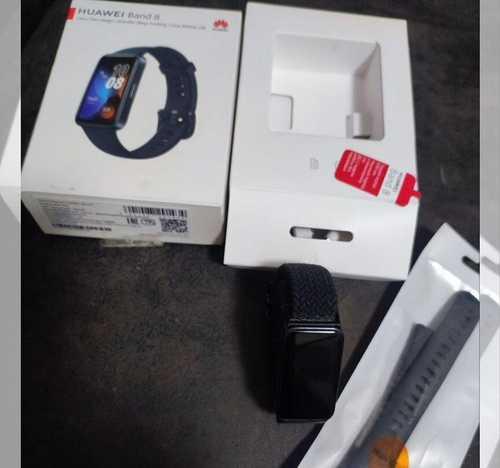 Фитнес - браслет Huawei band 8