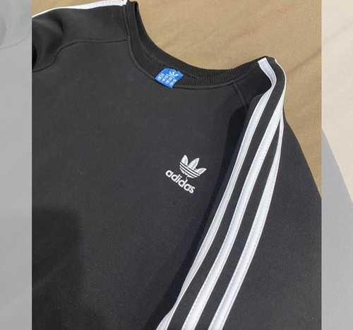 Свитшот adidas