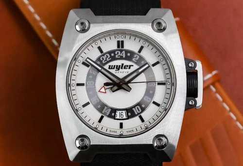 Wyler Code R GMT