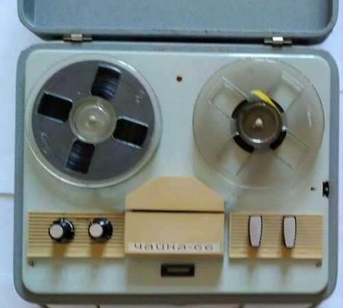 Магнитофон "Чайка 66" (ссср, 1969 г.)