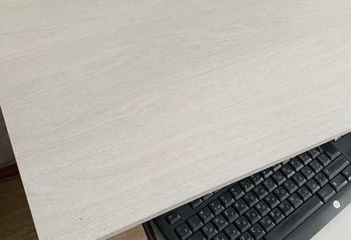Компьютерный стол белый, стул компьютерный