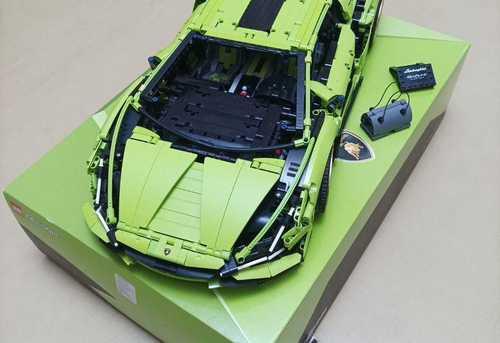 Lego Technic 42115Lamborghini Sian