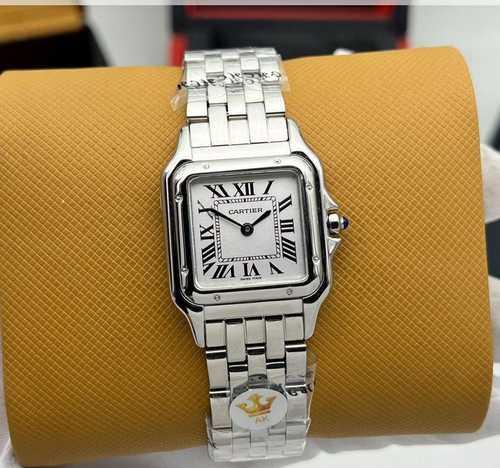 Женские часы Cartier