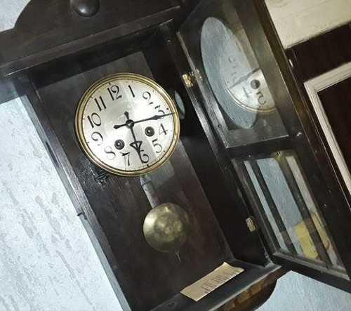 Французские старинные деревянные настенные часы