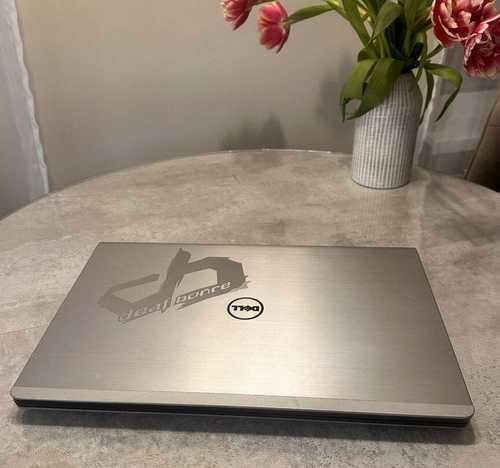 Ноутбук dell inspiron 17.3