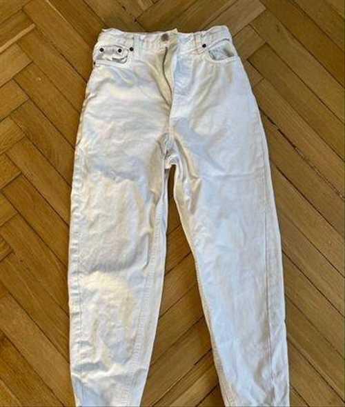 Белые мом джинсы zara