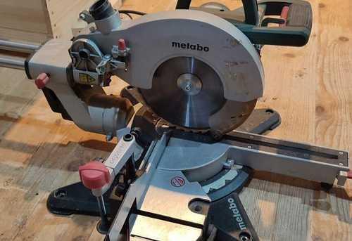 Пила торцовочная Metabo KGS 254 M на запчасти