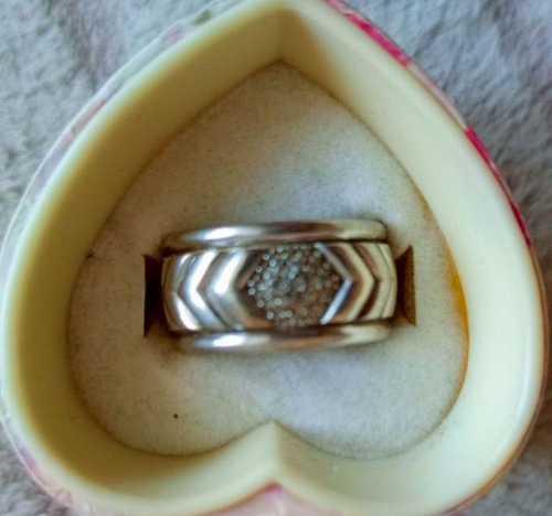 Серебряное кольцо