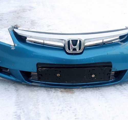 Бампер на Honda Civic