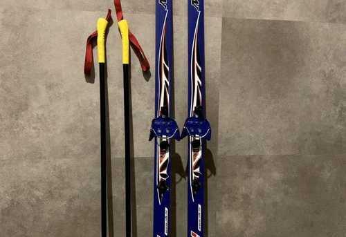 Лыжный комплект детс (лыжи 130см/палки/ботинки 33)