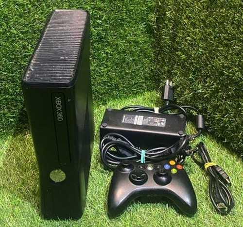 Xbox 360 s console model 1439