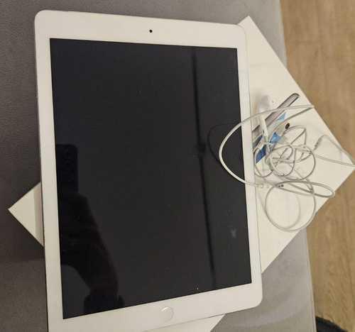 iPad air 16gb silver