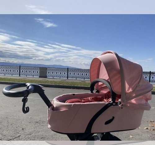 Коляска 3 в 1 stokke v 6