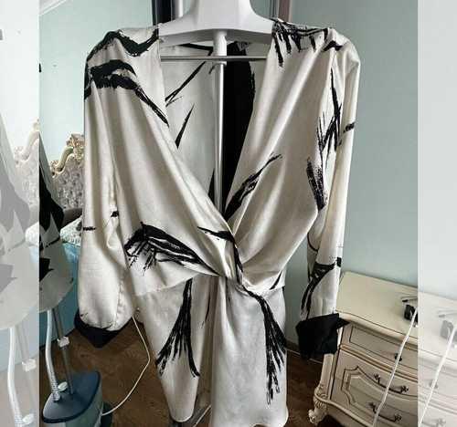 Блузка Zara р44-46, оригинал Испания