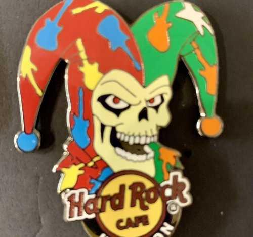 Значок hard rock cafe