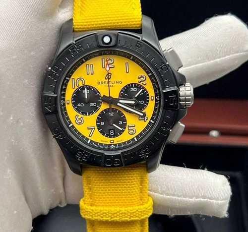 Часы Breitling Avenger