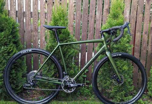 Gravel Cannondale topstone. Size L