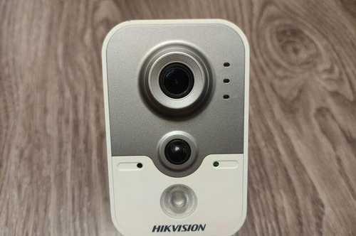 Видеокамера Hikvision ds-2cd2412f-i