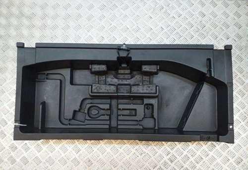 Ящик для инструментов Lexus Rx300 MCU35 1mzfe