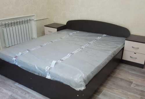 Кровать с матрасом 140 200