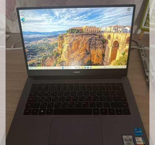 Huawei matebook d14