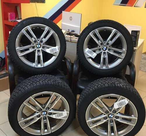 Комплект зимних колес Double Spoke 550 M BMW F44