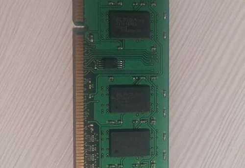 Оперативная память DDR3 Kingston kvr1333d3n9/1G