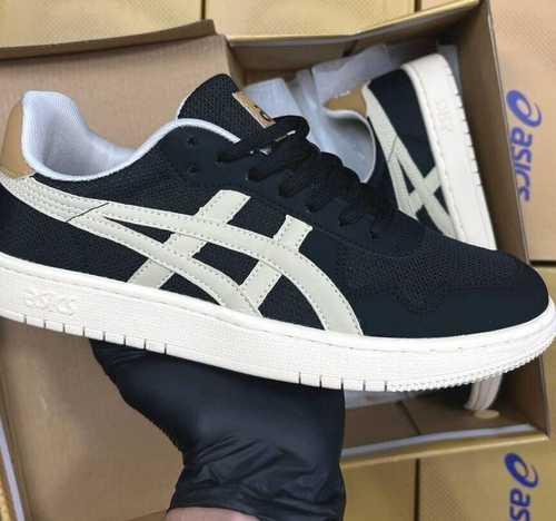 Кроссовки Asics