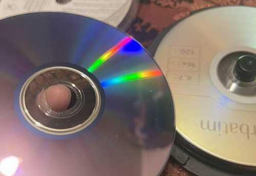 Половина пачки дисков dvd декор руколедие
