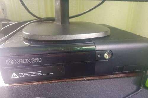 Xbox 360 + куча игр+ два геймпада