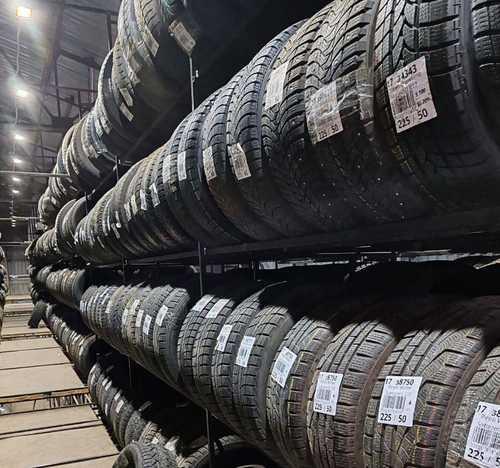 Nokian Tyres Hakkapeliitta R 215/60 R16 99R