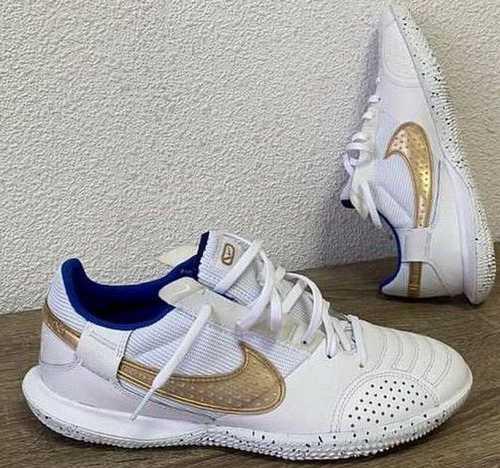 Футзалки Nike Streetgato