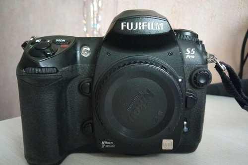 Фотокамера Fujifilm finepix S5 pro