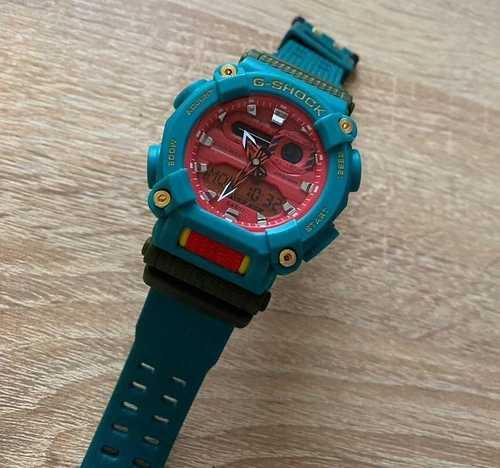 Часы Casio G-Shock