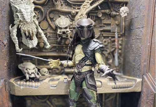 Neca Predator Falconer