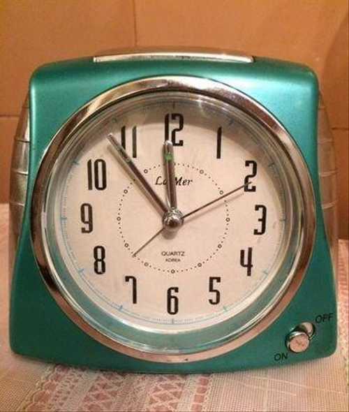 Старые часы-будильник «La Mer”