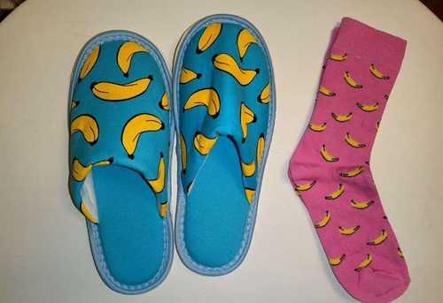 Комплект: тапочки и носки с бананами
