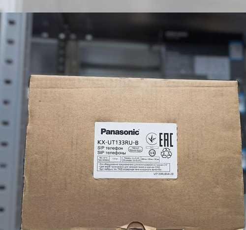 Телефон IP Panasonic KX-UT133RU-B